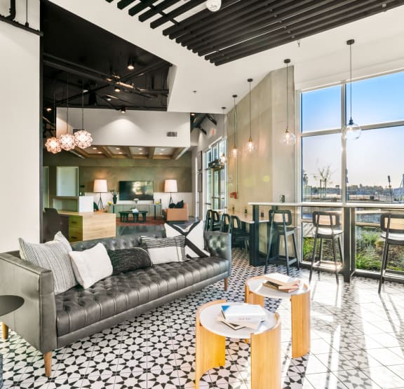 Sacramento, CA Luxury Apartments for Rent | 805 Riverfront